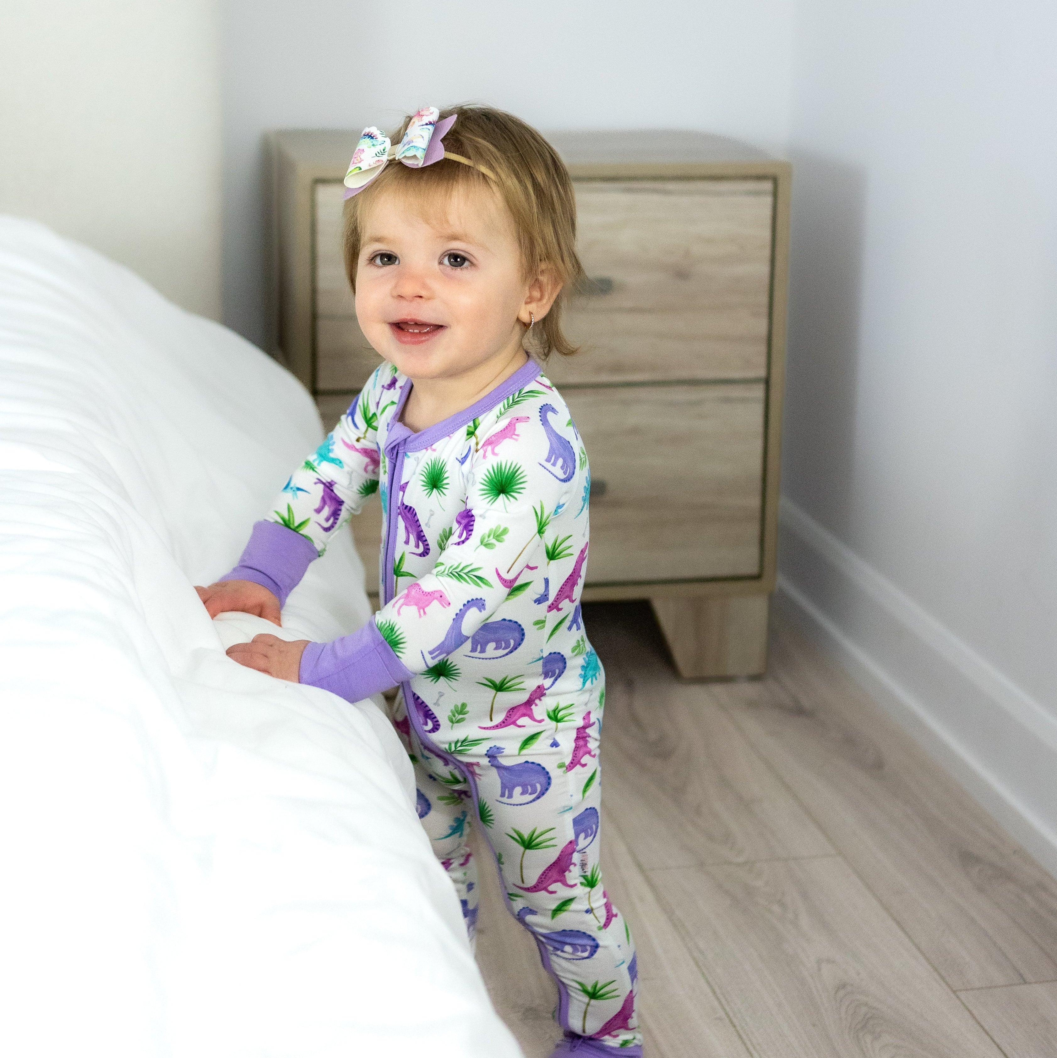 SNUGGLE-SAURUS SLEEPER – August & Allie