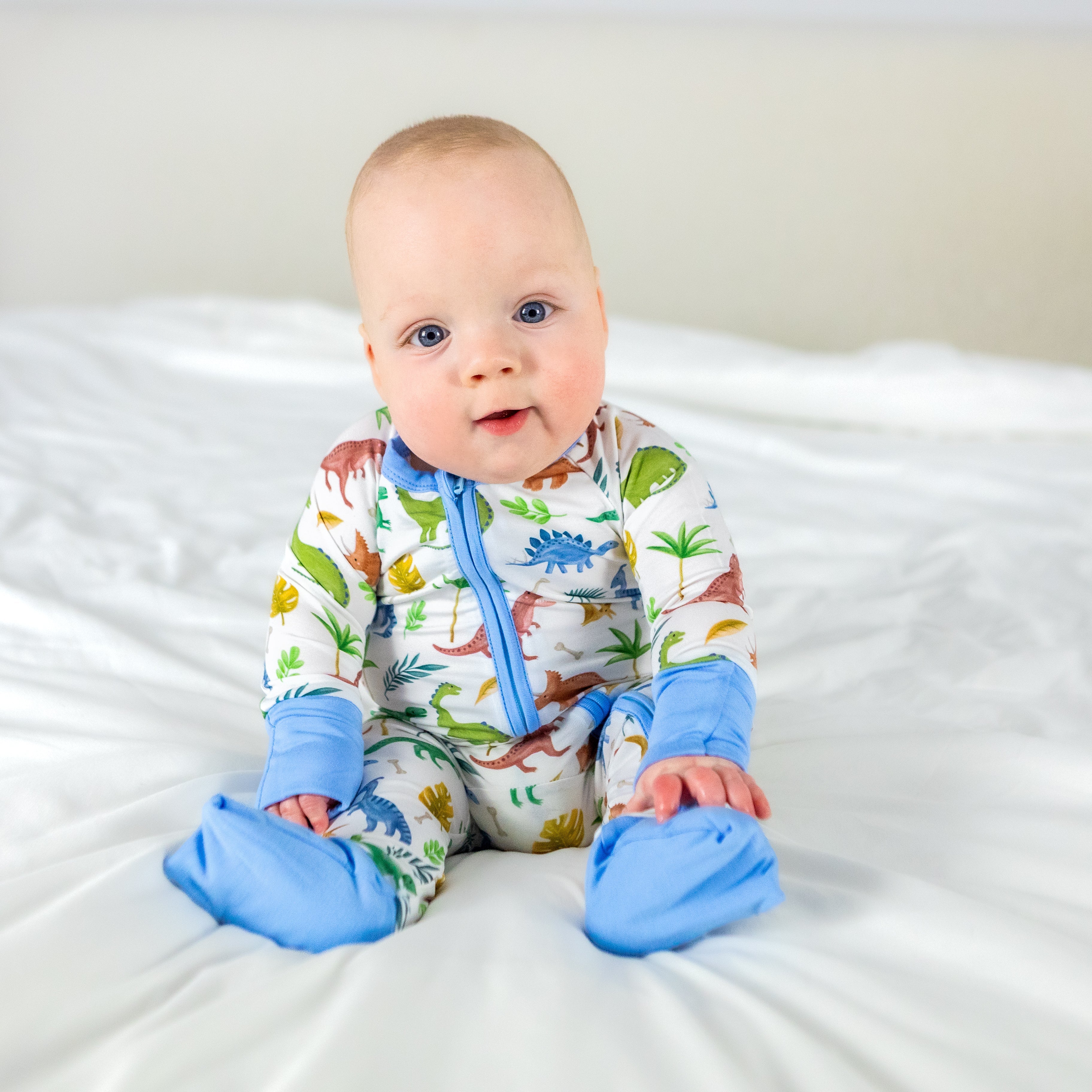 STOMP & SNOOZE SLEEPER – August & Allie